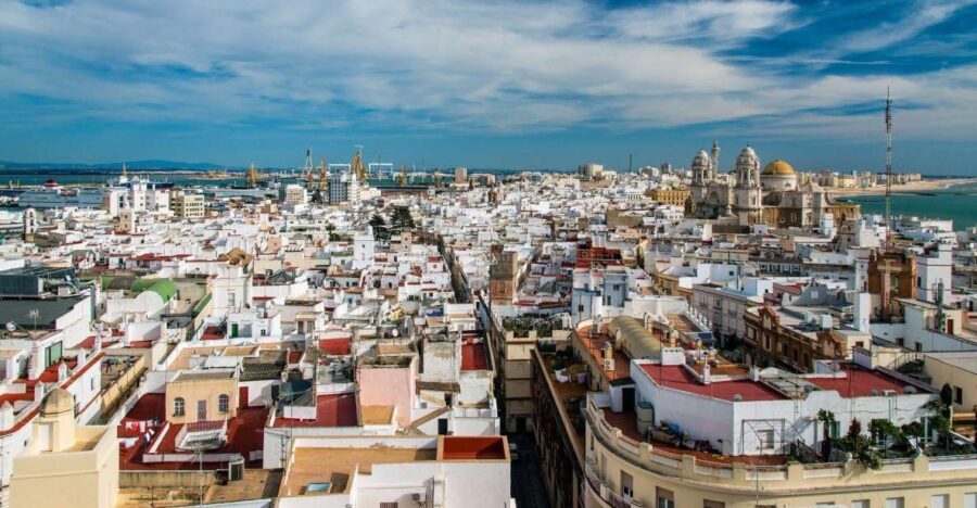 Cádiz: Roman Theatre, Cathedral, and Tavira Tower Tour - Practical Details and Tips