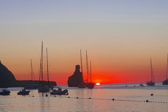 Can Marca, Las Dalias Hippie Market and Benirras Tour - Practical Details and What to Expect