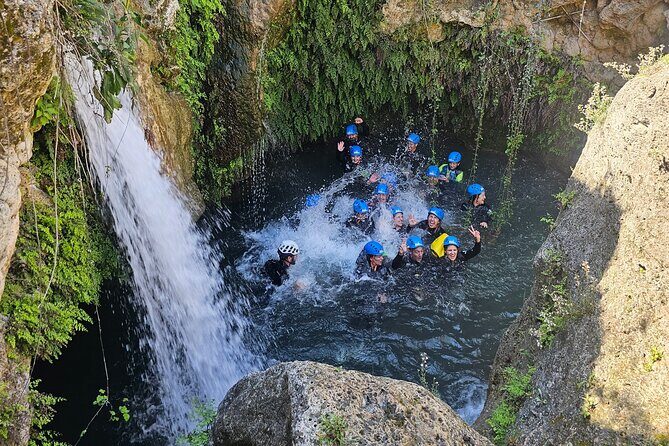 Canyoning experience in Barranco del Gorgo de la Escalera - Who Is This Canyoning Tour Best For?
