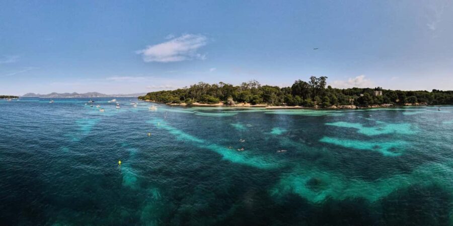 Cap d'Antibes: Kayak adventure and snorkeling, picnic or aperitif - Who Should Consider This Tour?