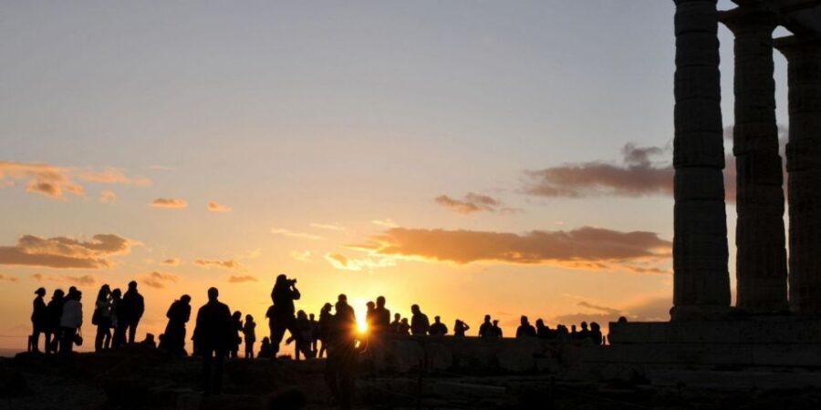 Cape Sounio 4-Hour Private Tour from Athens - Visiting Vouliagmeni Lake: A Natural Wonder