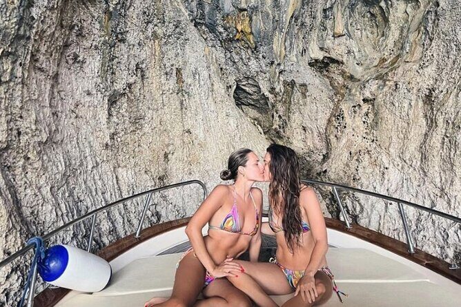 Capri & Positano Private Tour - Premium 28 ft boat - What Makes This Tour Stand Out