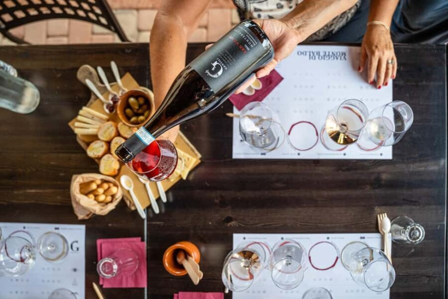 Caprino: tour and tasting of 3 wines in a Small Estate - The Practical Side