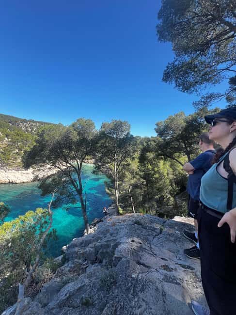 Cassis : Hiking Tour 2 Calanques with swimming - Exploring the Itinerary in Detail