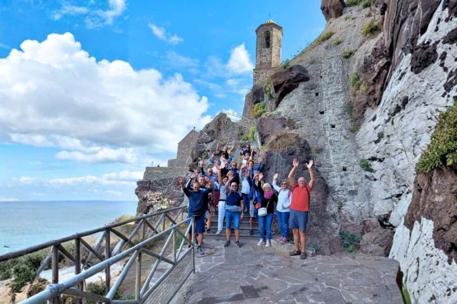 Castelsardo: old town walking tour with aperitif - Exploring the Landmarks
