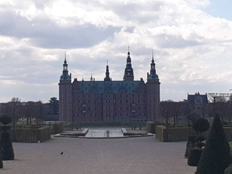 Castles: Kronborg (Hamlet) & Frederiksborg - A Deep Dive into the Castles and What to Expect