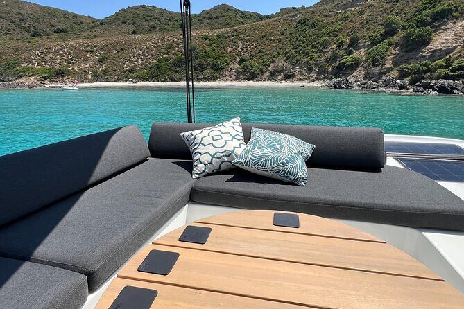 Catamaran Excursion Agriates Desert from Red Island - Analyzing the Value