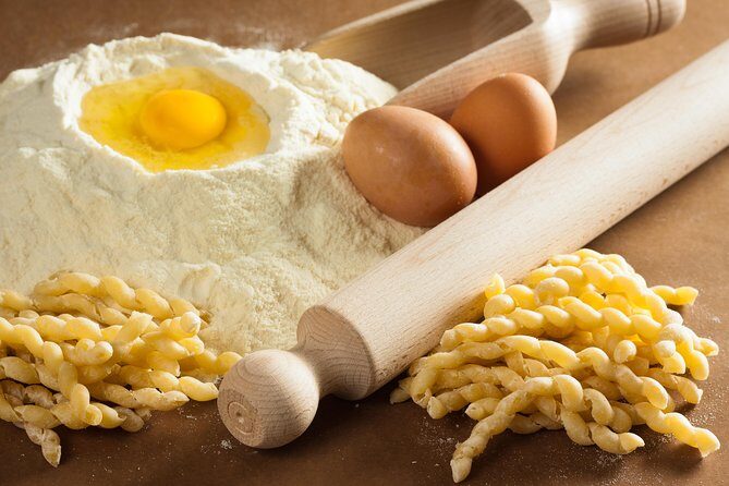 Cesarine: Home Cooking Class & Meal with a Local in Palermo - Analyzing the Value