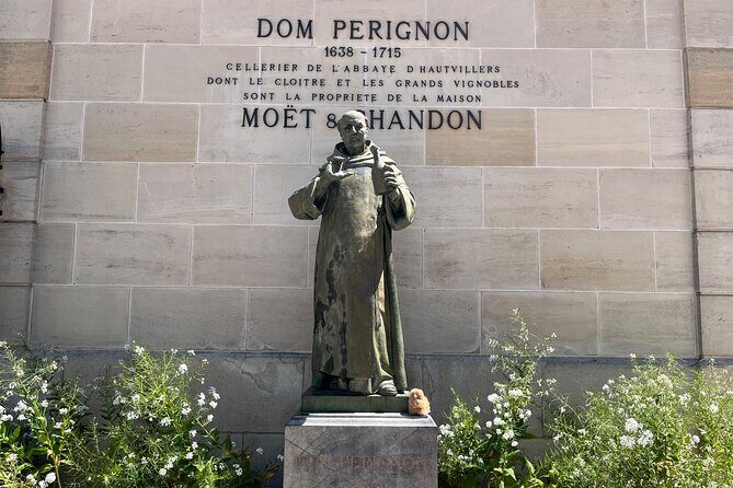 Champagne Private Guided Full-Day Trip Moët & Veuve Clicquot - Pressoria Museum & the Scenic Region