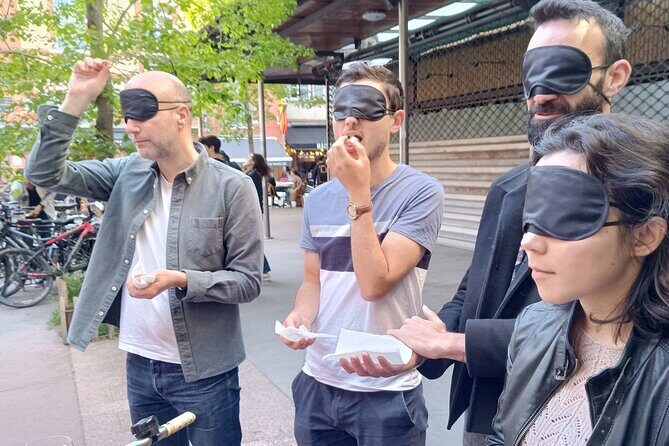 Cheese food-tour through downtown Toulouse - Pont Neuf: Scenic Views and Sensory Games