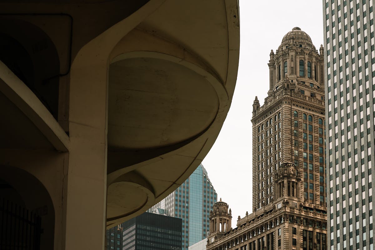 Chicago historical and modern architecture juxtaposed