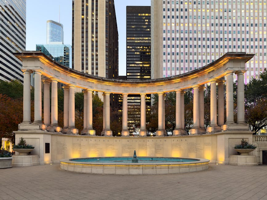 Millennium Monument in Chicago at dusk
