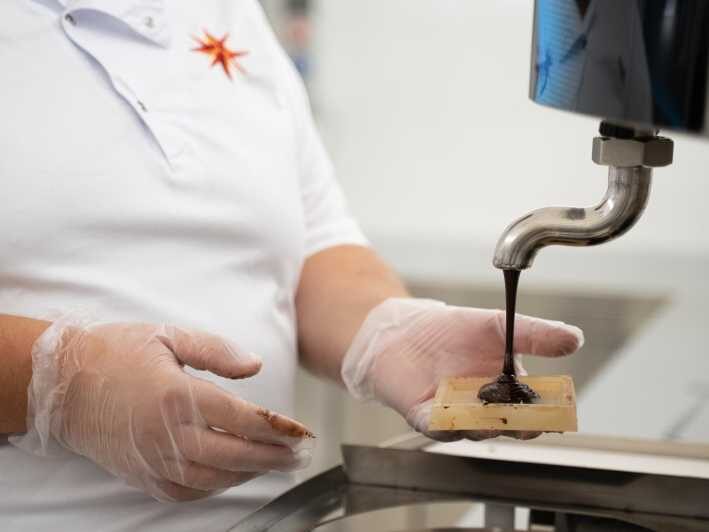 Chocolatier for a day: raw bean to bar chocolate in Modica - Exploring the Chocolate-Making Process in Modica