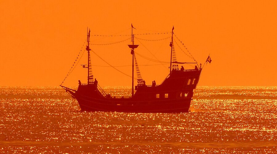 Clearwater Beach pirate ship excursion boat