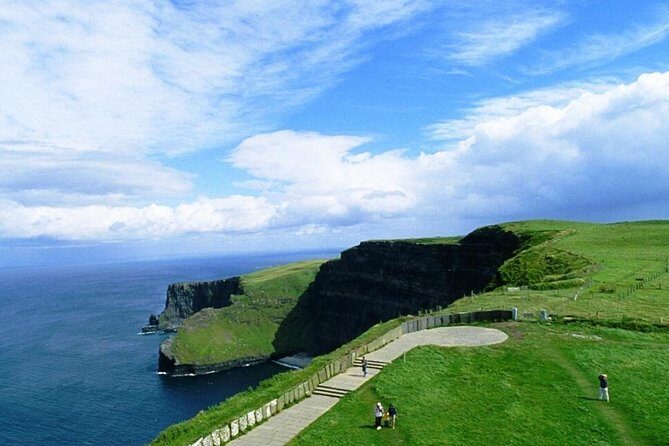 Cliffs of Moher, Aran Island & Burren tour from Galway. Guided. - What Makes This Tour Stand Out