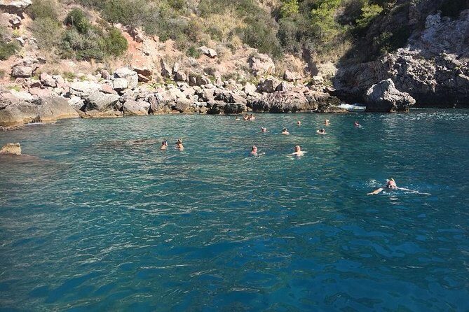 Coast to Coast from Taormina -2 HOURS MINI- CRUISE ISOLABELLA - Itinerary Breakdown: What to Expect