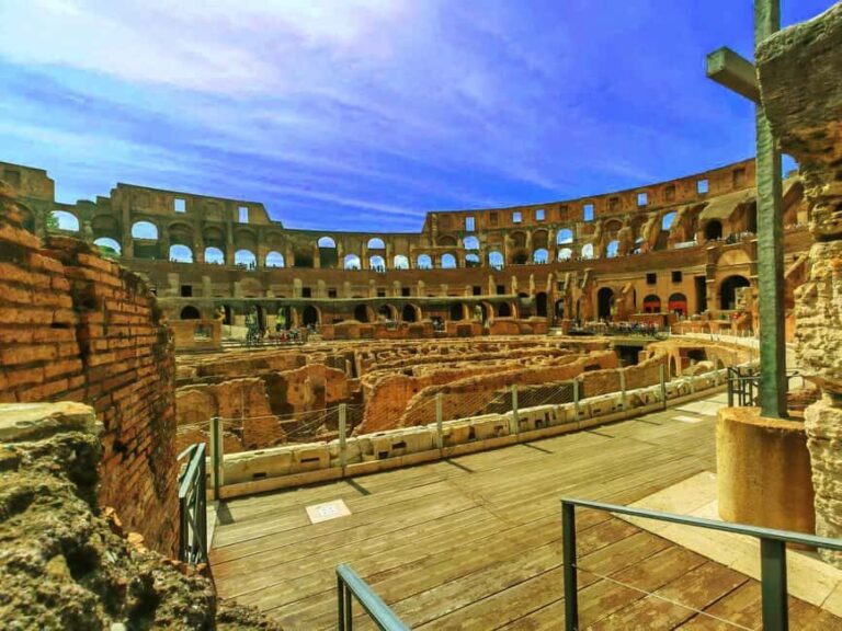 Colosseum, Palatine Hill, and Roman Forum: a guided tour of Rome - Why This Tour Stands Out