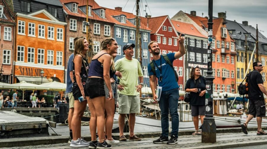 Copenhagen: 1.5-hour Private Walking Tour of Christianshavn - Practical Tips for Participants