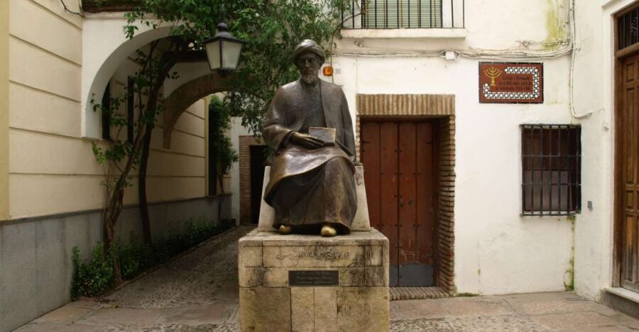 Cordoba: Jewish Quarter Walking Tour - Discovering Córdoba’s Jewish Quarter: What You Can Expect