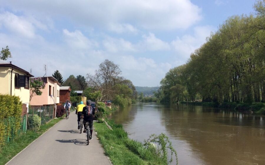 Coutryside bike tour to Karlstejn Castle. - Practical Details and Tips