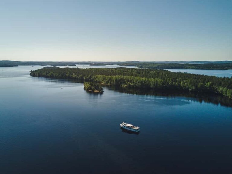 Cruise around Savonlinna archipelago - In-Depth Review of the Savonlinna Archipelago Cruise