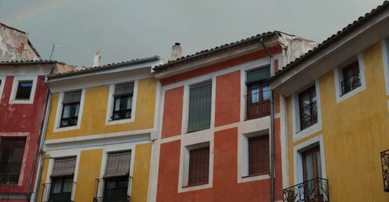 Cuenca: Nighttime Highlights Walking Tour in Spanish - Exploring Cuenca’s Nighttime Landmarks