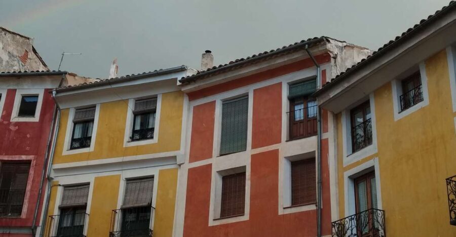 Cuenca: Nighttime Highlights Walking Tour in Spanish - Exploring Cuenca’s Nighttime Landmarks