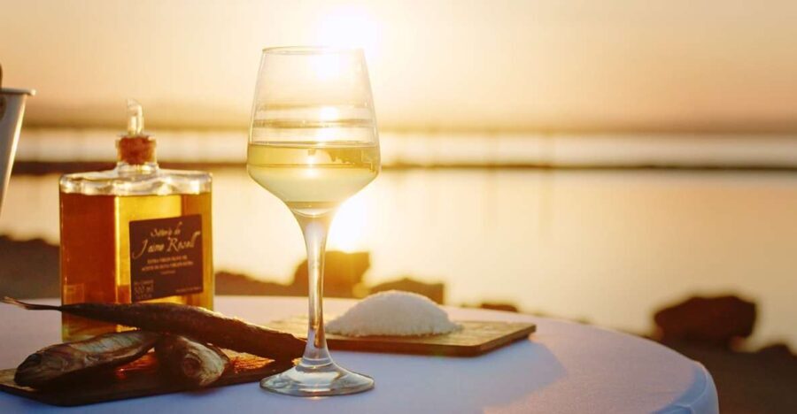 Culinary demonstration with Gourmet Tasting in The Pink Lake - Who Will Love This Experience?