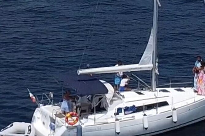 Daily excursions on a sailing boat, Maddalena Archipelago - Practical Details & What To Pack