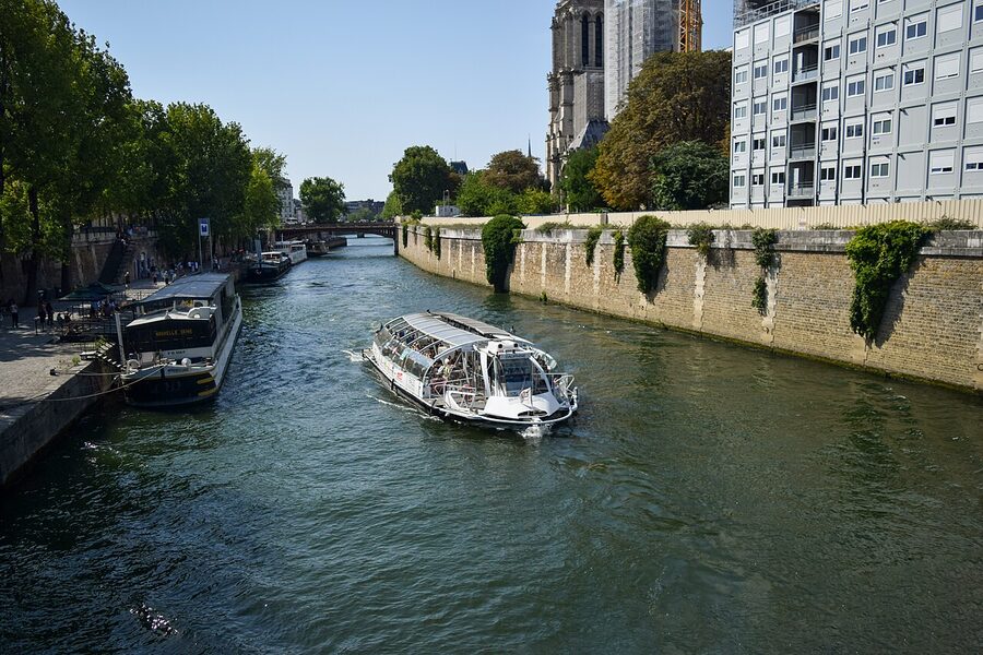 Batobus boat named Dauphine in central Paris