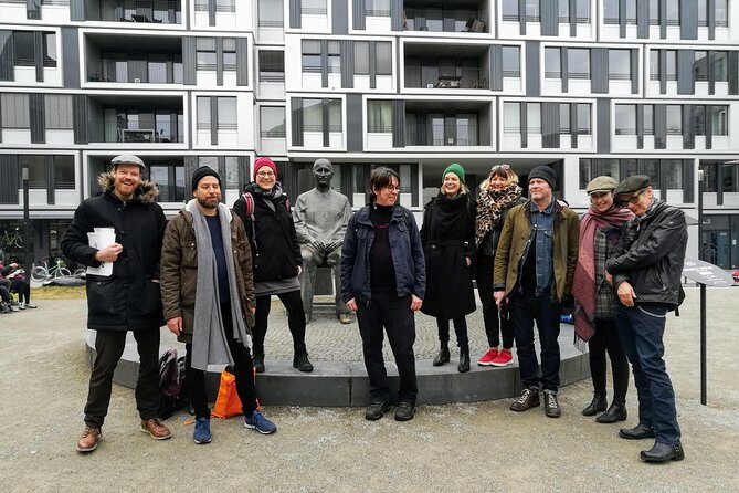David Bowie in Berlin Private Walking Tour - Authenticity and Personal Touches