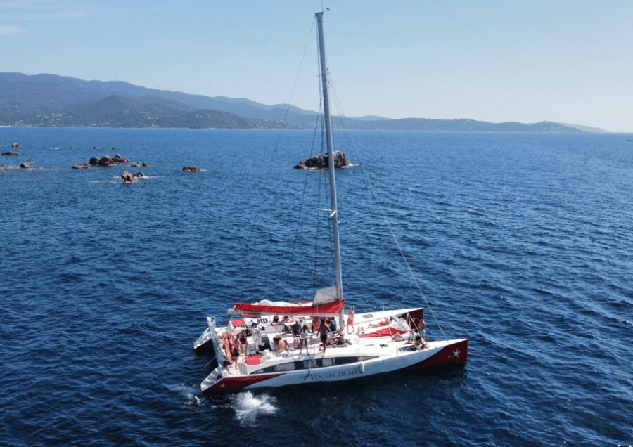 Day trip on a catamaran in the bay of ajaccio - The Setting and Departure