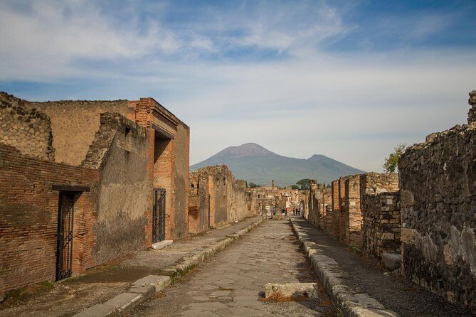 Daytrip from Rome to Pompei and Sorrento - Who Is This Tour Best For?