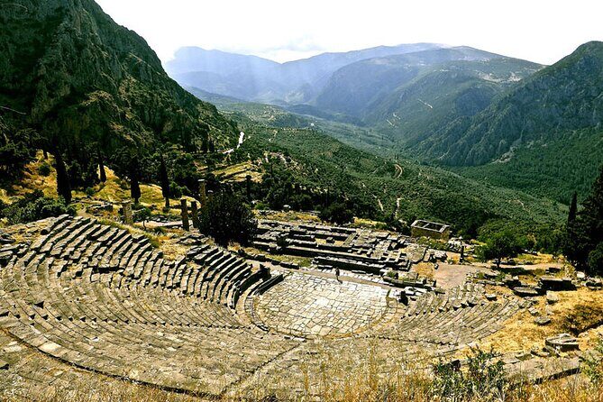 Delphi Skip-The-Line Private Tour with Licensed Guide & Admission - The Itinerary: What to Expect at Each Stop