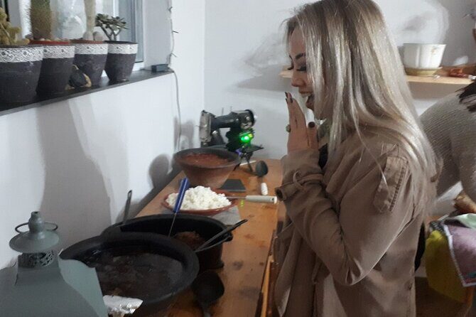 Dining Experience with local family - The Sum Up