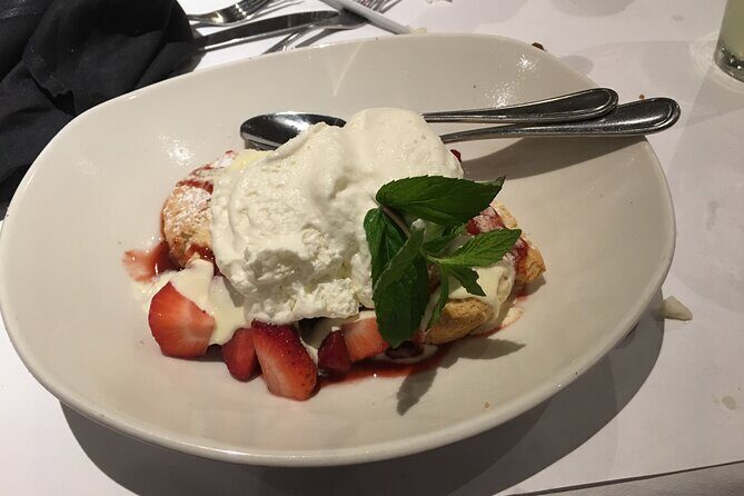 Dinner in a Bohemian Artist Apartment in Central Paris - Final Thoughts: Is This Experience Right for You?