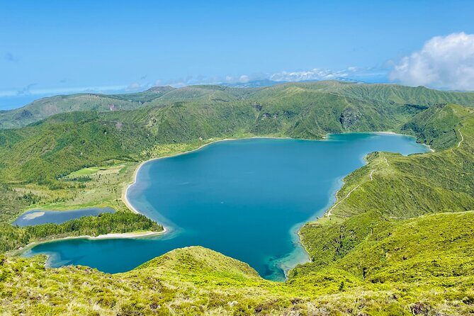 Discover and Hike São Miguel Island with Guide - Why Travel with a Private Guide?