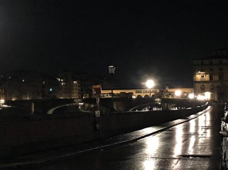 Discover Florence's Charm: Night Tour on Electric Golf Car - How the Tour Operates