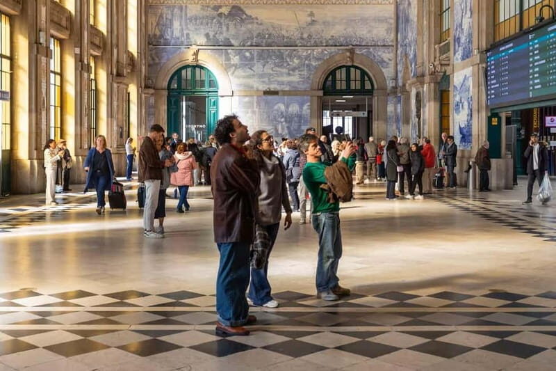 Discover Porto's Historical Roots Walking Tour - Who Should Book This Tour?