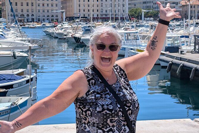 Diving in Authentic Marseille with a local - Dive into the Heart of Marseille: Le Panier