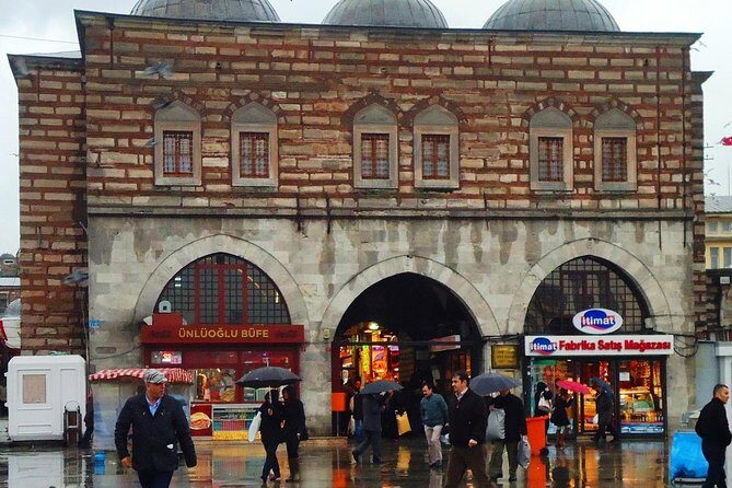 Dolmabahçe Palace with Bosphorus Tour by Boat - What Does the Tour Include and Exclude?