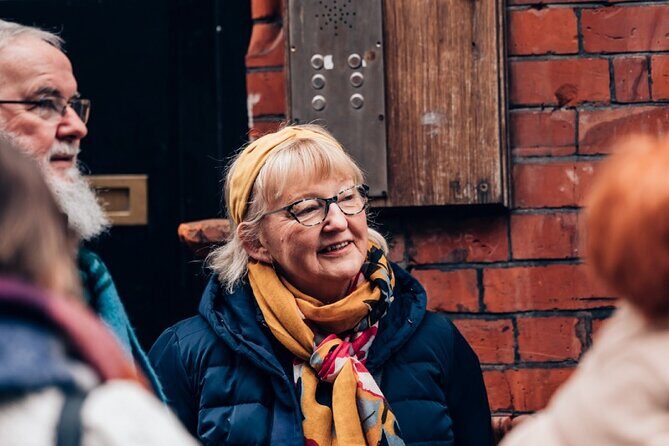 Dublin Storytelling Pub Tour - 3 stops, drinks & local snacks - Who Will Love This Tour?