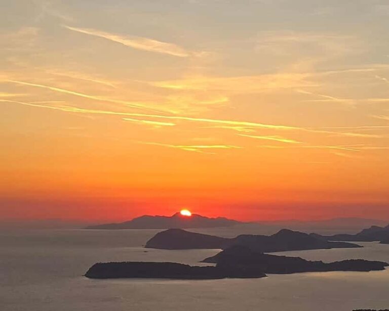Dubrovnik Sunset Tour with Scenic Views and Local Wine - What to Expect on the Itinerary
