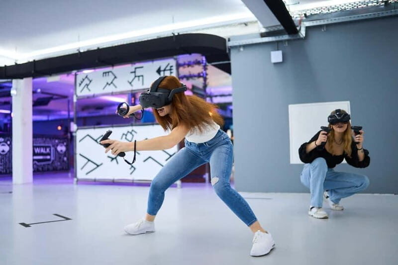 Düsseldorf: Virtual Reality Escape Game - The Virtual Worlds and Scenarios