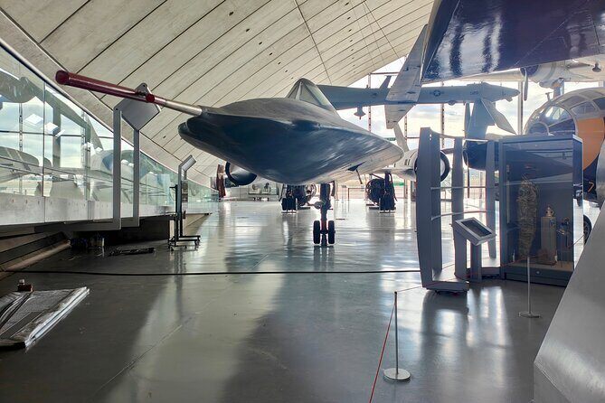 Duxford IWM Air Museum Private Car Day Trip London Hotel Pickup - What Makes This Tour Stand Out?