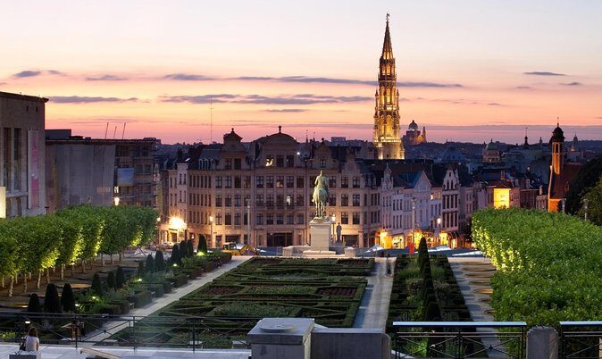 e-Scavenger hunt Brussels: Explore the city at your own pace - Who Should Consider This Tour?