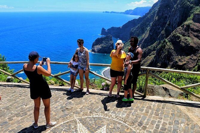 East 4x4 Santana & Peaks - Miradouro da Portela & Coastal Villages