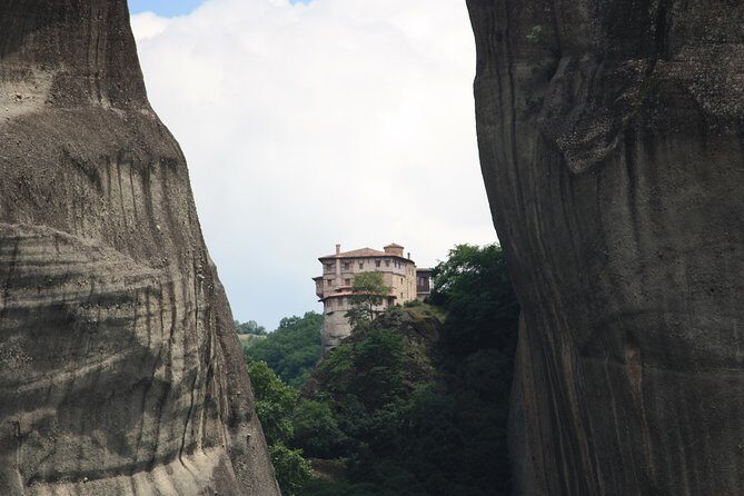 Easy Hiking Adventure at Meteora - The Scenic and Cultural Highlights
