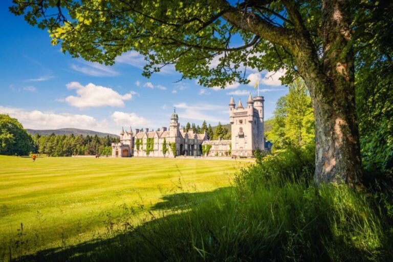Edinburgh: Aberdeenshire, Balmoral Castle & Northeast Coast - Transportation, Group Size, and Comfort