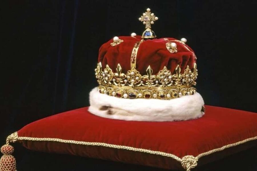 Edinburgh Castle: Express Guided Tour with Entry Ticket - The Guided Tour: What to Expect